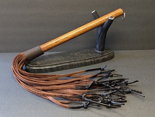 27" Genuine Cowhide Leather Flogger Horse Whip 31 Knotted Tails Wooden ...