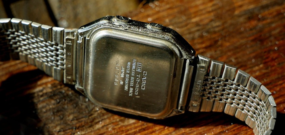Vintage 1983 Casio TC-500 Touchscreen Calculator Watch - Original ...