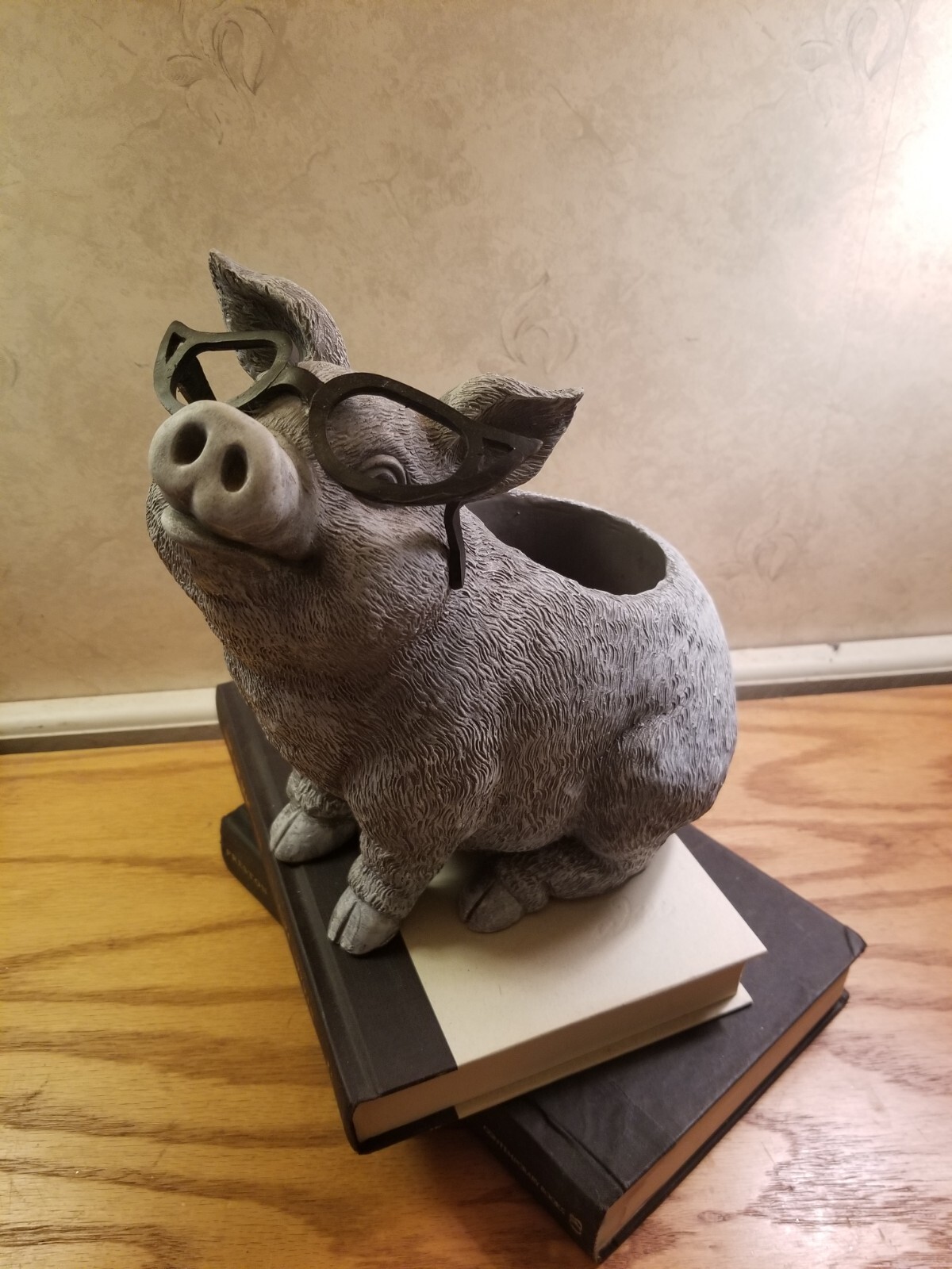 ROMAN PIG WITH GLASSES 9 INCH RESIN PLANTER GARDEN STATUE YARD DECOR ...