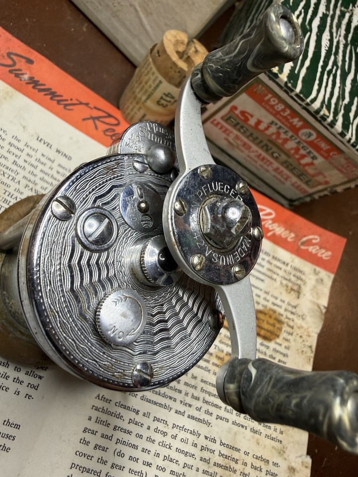 Vintage Pflueger Summit 1983-M Fishing Reel w/ Box, Manual, Cork Arbor ...
