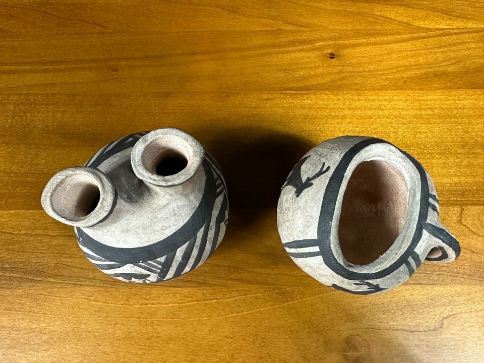 Lot of 2 Anasazi Native American Pottery Goat Pitcher & Rain Maker Vase ...