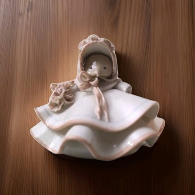Vtg SUE RYCROFT MATTI "MENNA" MOUSE Collection Porcelain Mouse Figurine ...