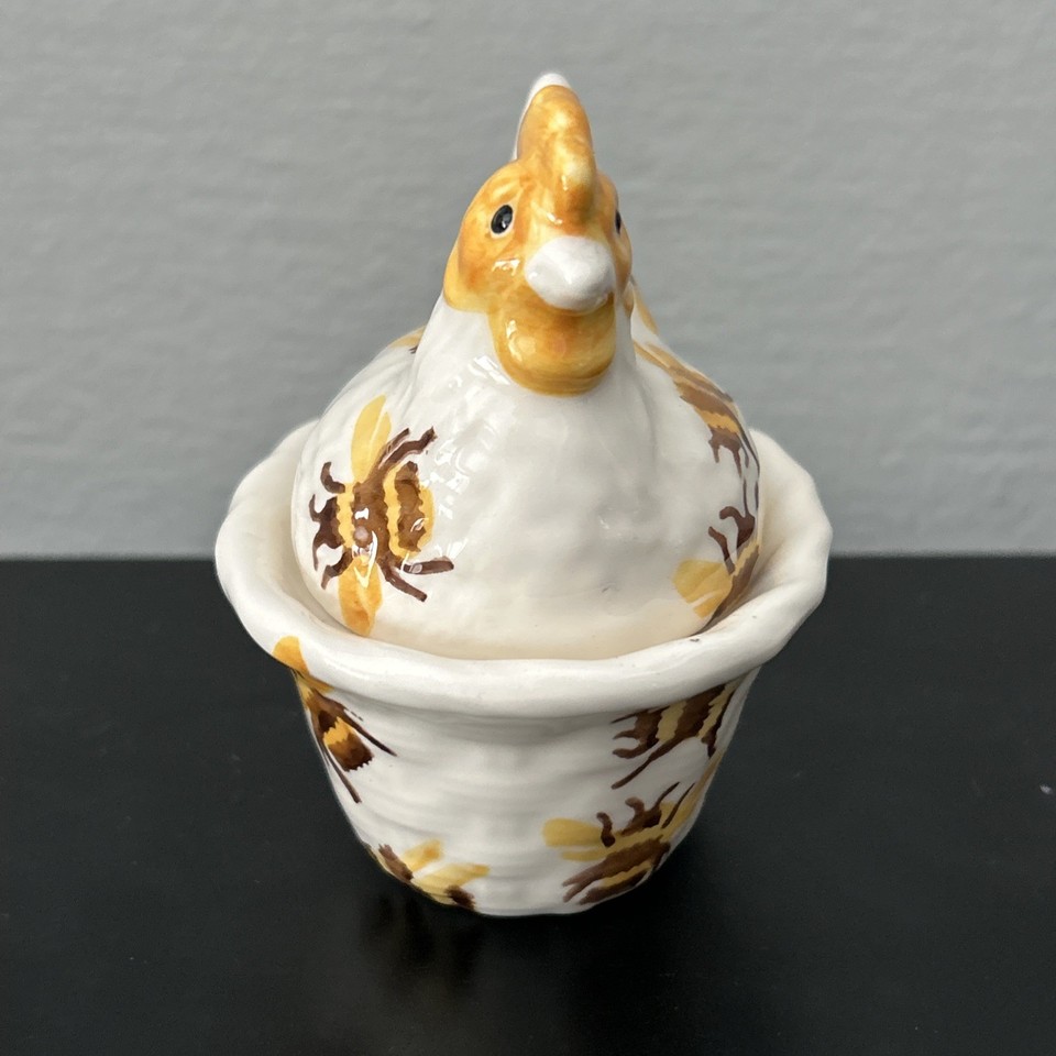 EMMA BRIDGEWATER SMALL HEN ON NEST BUMBLE BEES | eBay