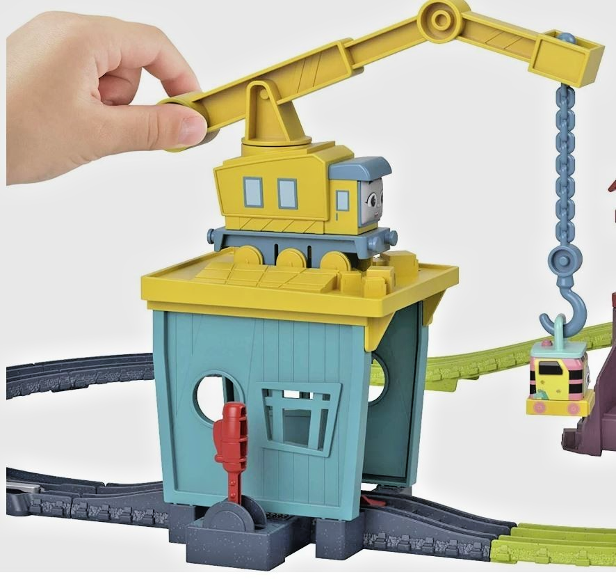 Thomas & Friends Fix 'em Up Friends Train and Track Set with Motorized ...