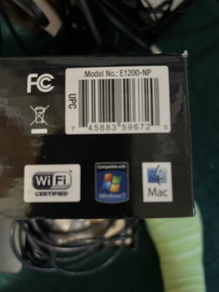 Linksys E1200 300 Mbps 4-Port 10/100 Wireless N Router 745883596720| eBay