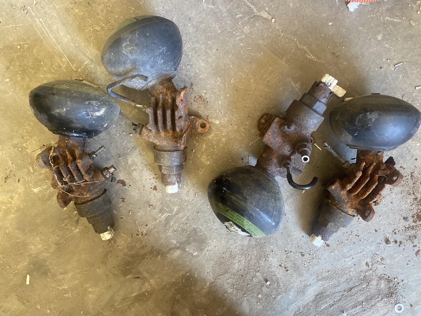 Lexus LX470 Toyota Land Cruiser AHC Suspension Set 1998-2007 OEM ...