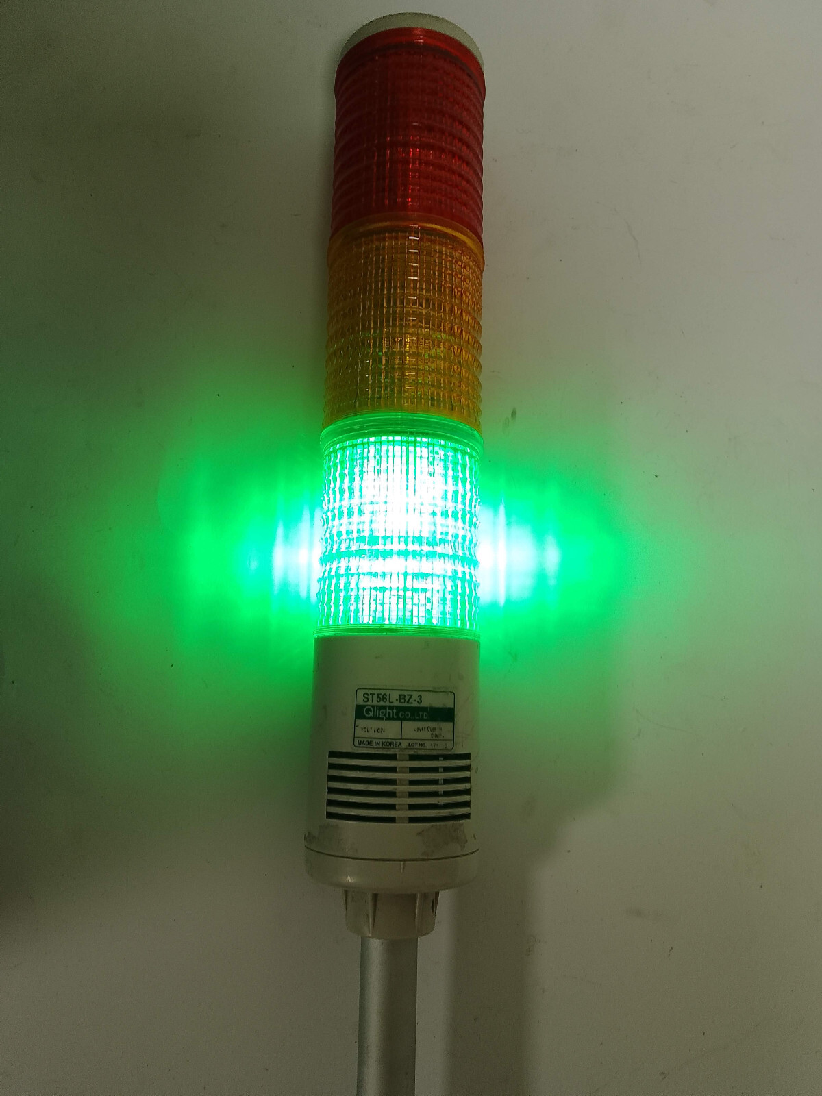 Qlight ST56L-BZ-3 Ø56mm Pole Mount Type LED Steady/Flashing Tower ...