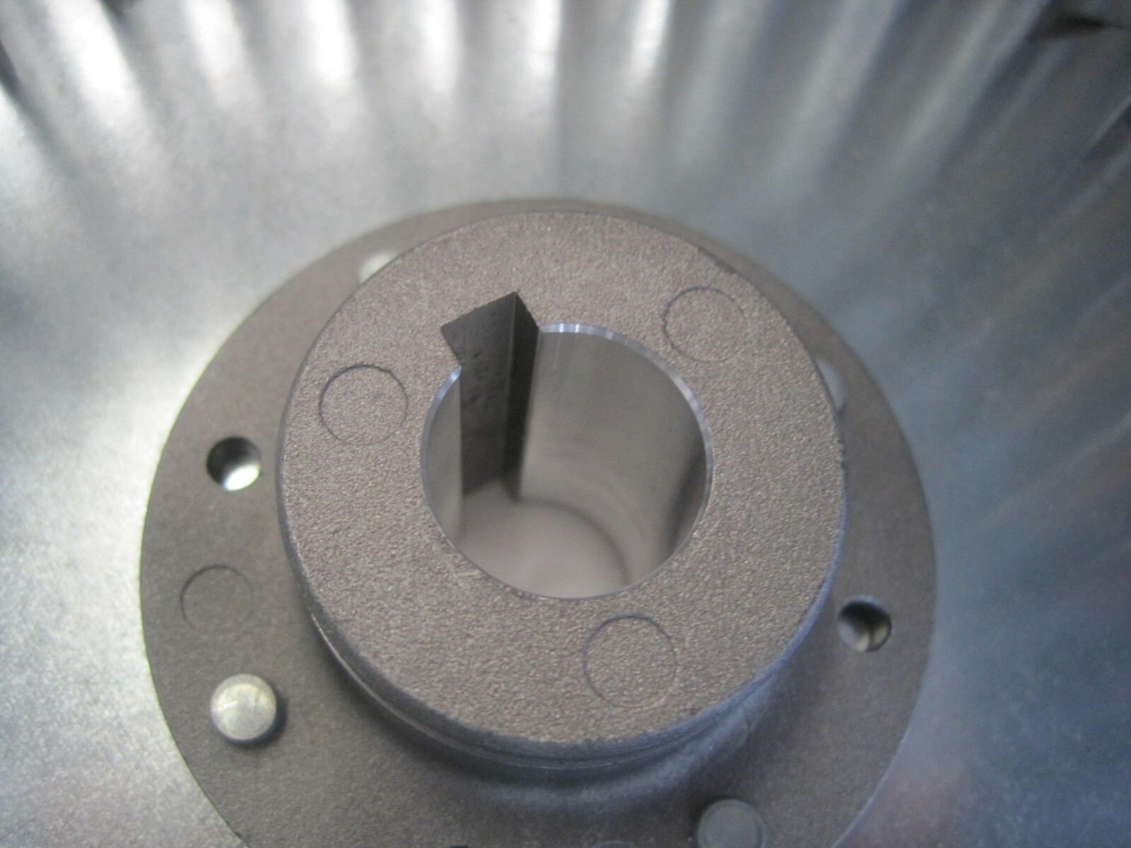 Centrifugal Impeller Fan Wheel 19mm shaft 200mm dia IEC 80 Frame motor ...