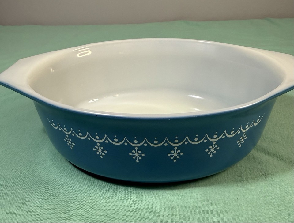 Pyrex Vintage Snowflake Blue Garland Casserole #043 1.5 Qt No Lid | eBay