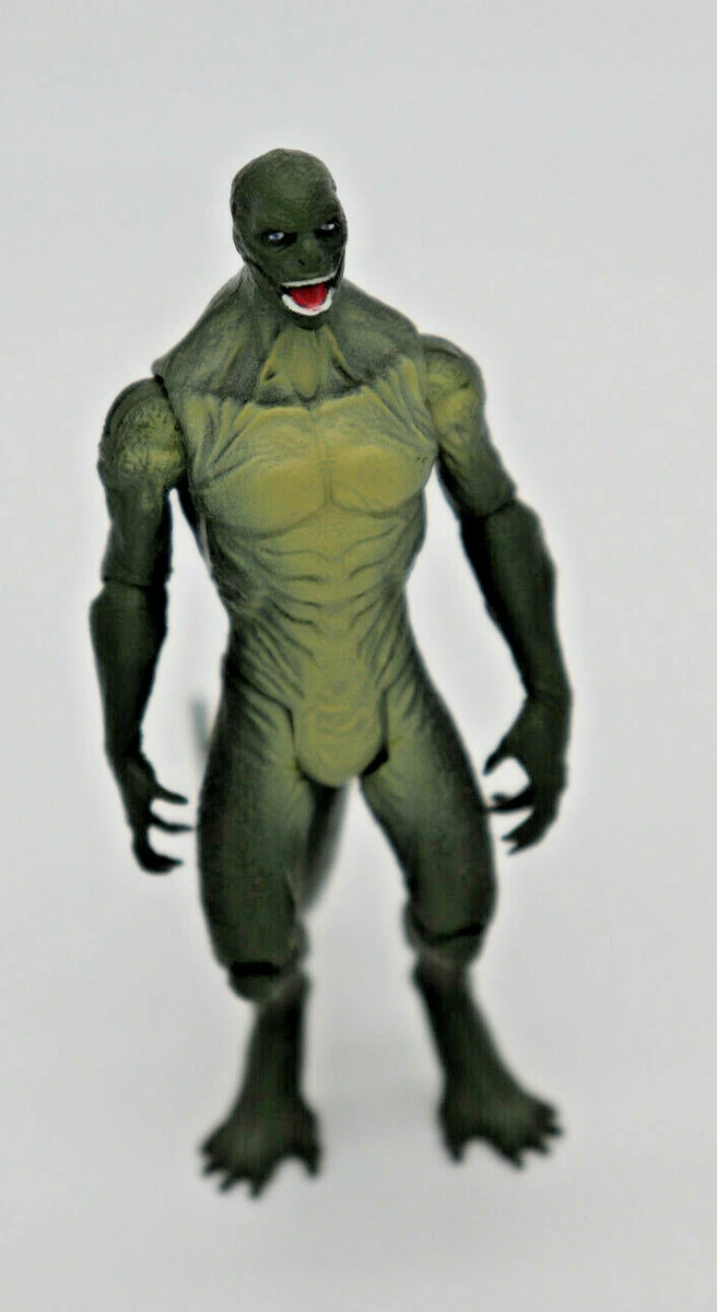 Ultimate Spider Man Lizard Figure