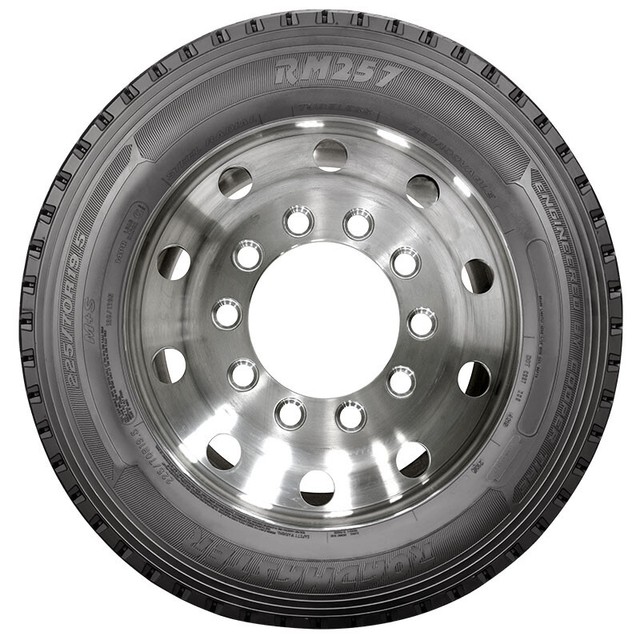Roadmaster RM257 245/70R19.5 Tire for sale online | eBay