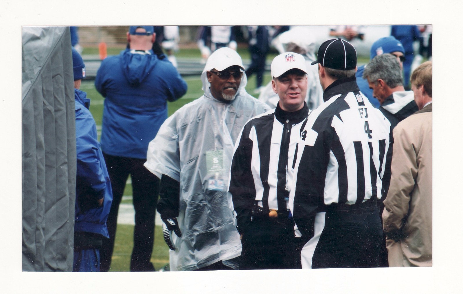 JOHN PARRY AUTOGRAPHED 6 X 3 1/2 PHOTO NFL REFEREE PHOTO OK SHAPE | eBay