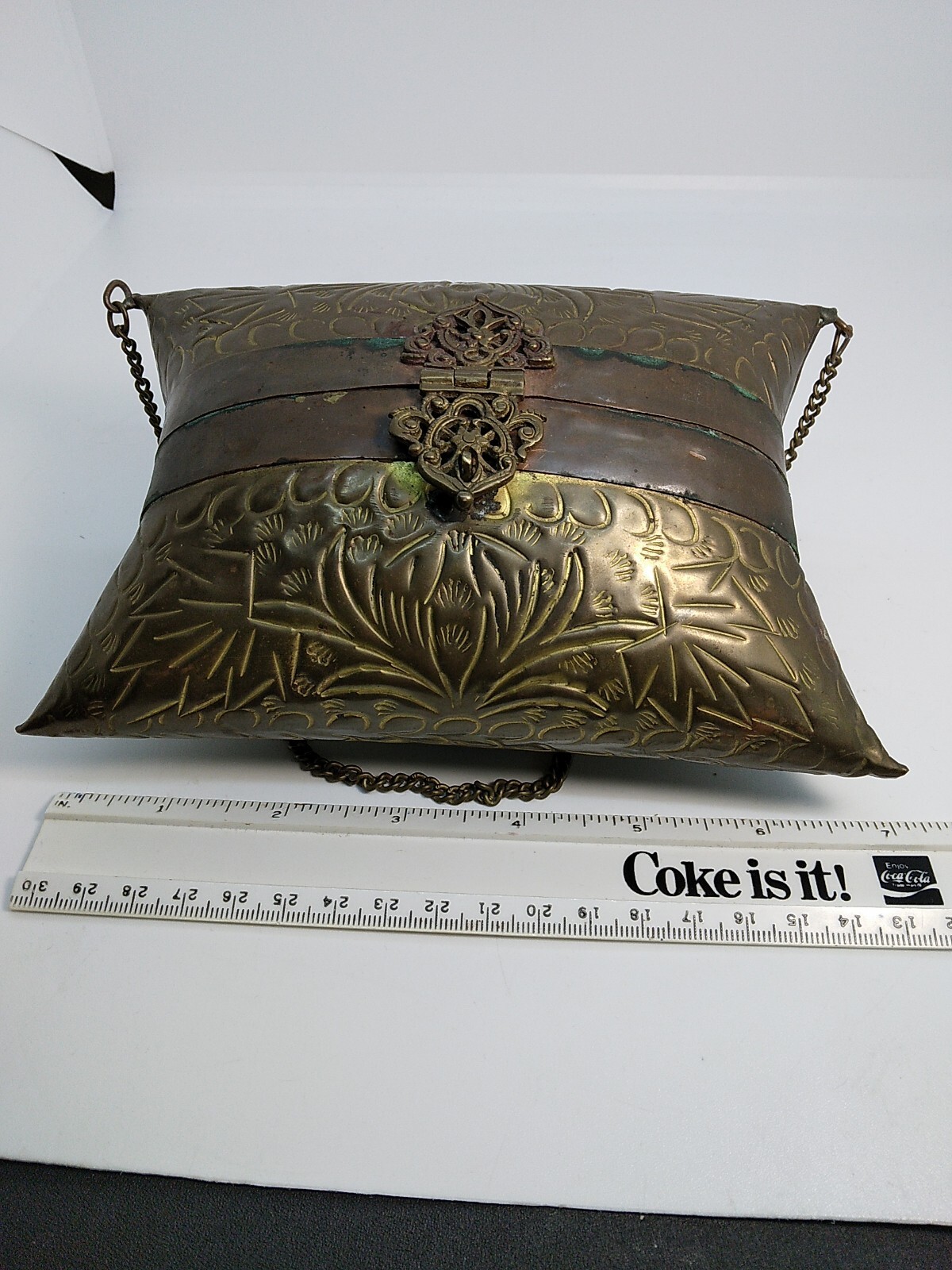 VINTAGE BRASS & COPPER PURSE HANDBAG ORNATE CLASP WITH A CHAIN HANDLE ...