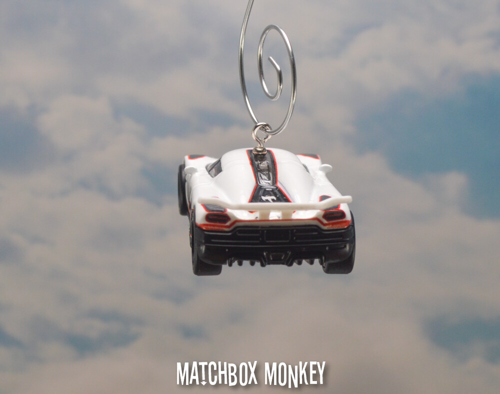 White Koenigsegg Agera R Christmas Ornament 1/64 Adorno RARE Fast ...