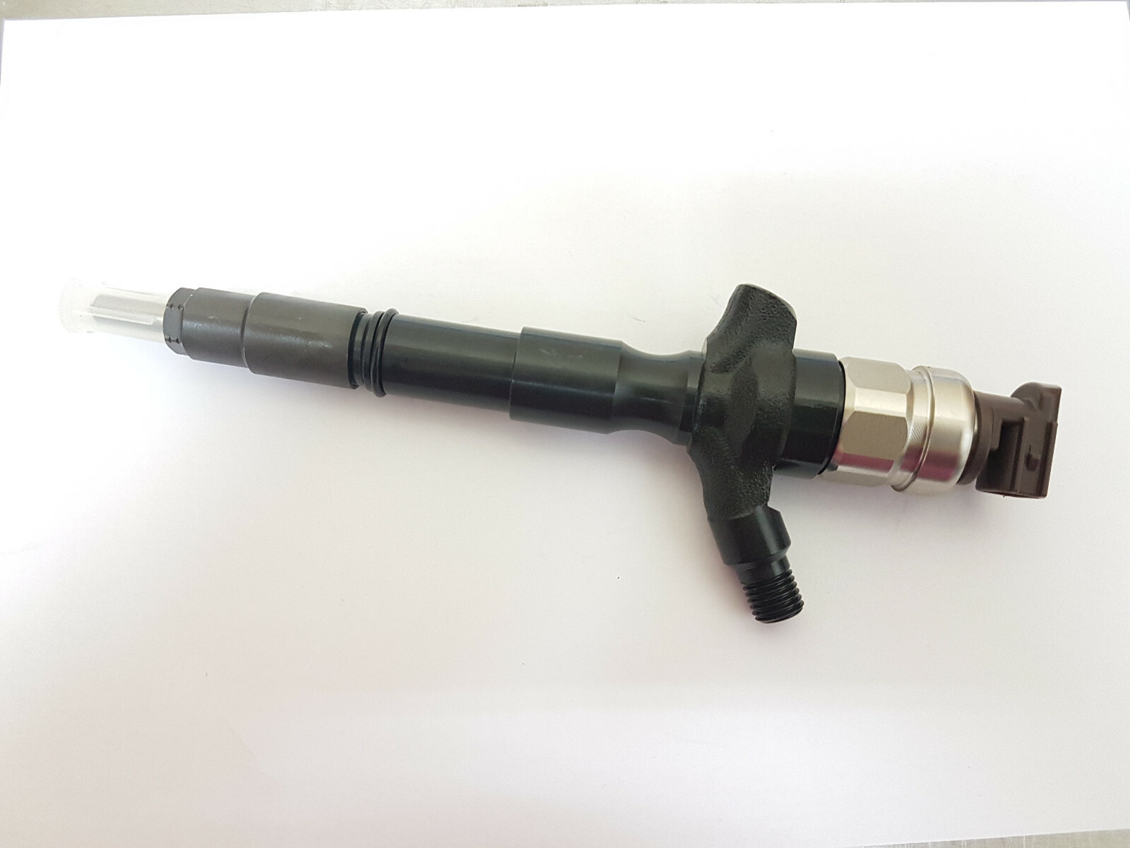 NEW Diesel injector for Toyota Hilux & Prado | Grelly USA