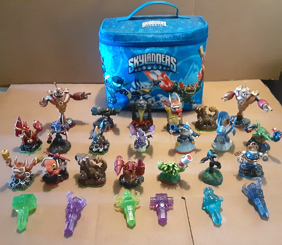 Skylanders Lot w/ Case, keys & Figures - LOT OF 27 (CHRISTMAS SALE) | eBay