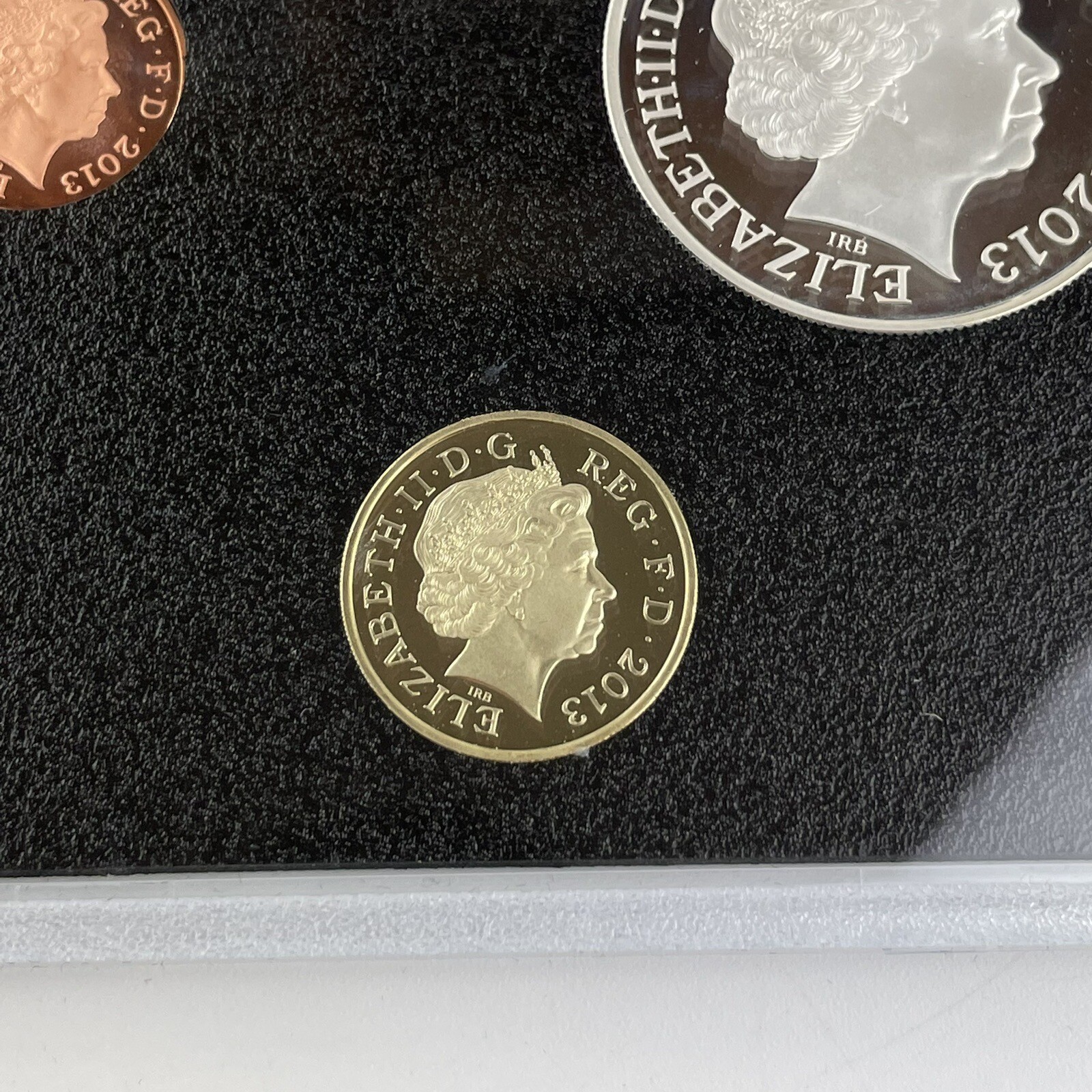 The Queen’s Coronation Executive Proof Coin Set Cased With COO 1p - £5 ...