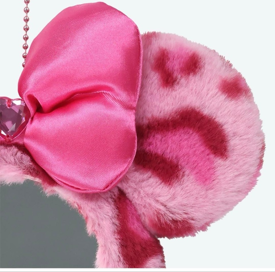 Minnie Mouse Leopard Print Mirror with Pink Bow, 4 Character Accessory ...