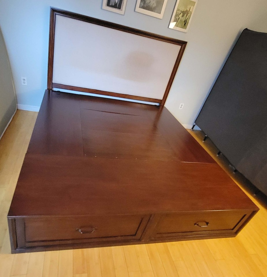 Pottery Barn Stratton Platform Bed with Storage Drawers - Dark Brown ...