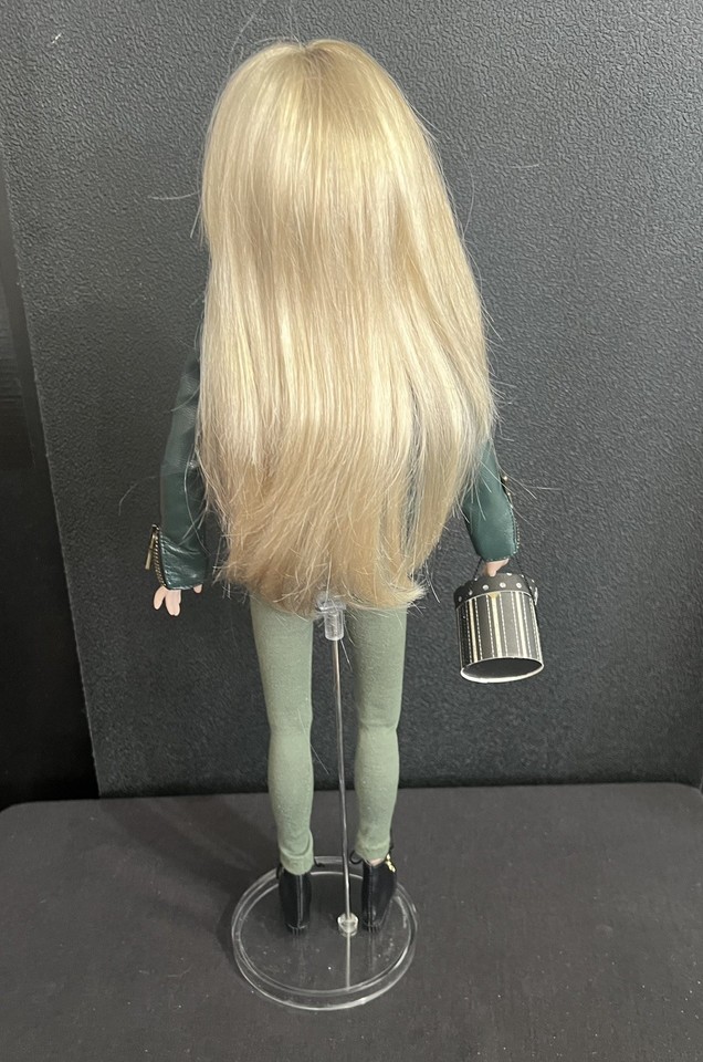 Ellowyne Wilde Tonner Doll - Essential Ellowyne Five Blonde | eBay