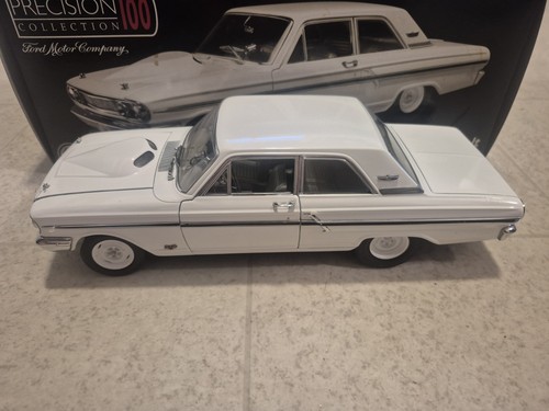 Precision 100 Collection (33057) 1964 Ford Fairlane Thunderbolt Diecast ...