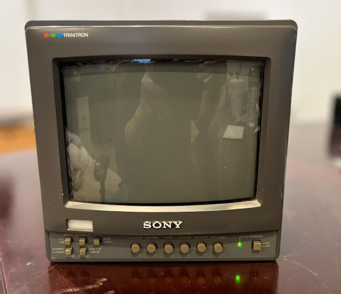 Sony Trinitron Model PVM-8220 Color Video Monitor -Tested and Working ...