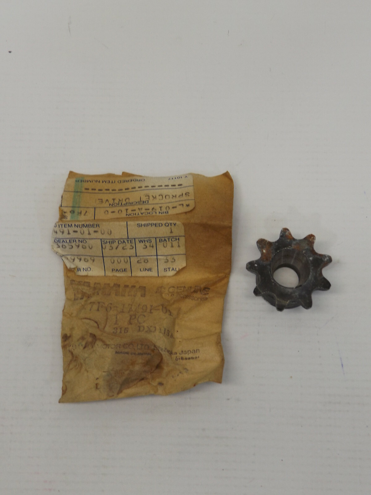 NOS YAMAHA 7F6-17491-01-00 CLUTCH DRIVE SPROCKET KT100 RC100 for sale ...