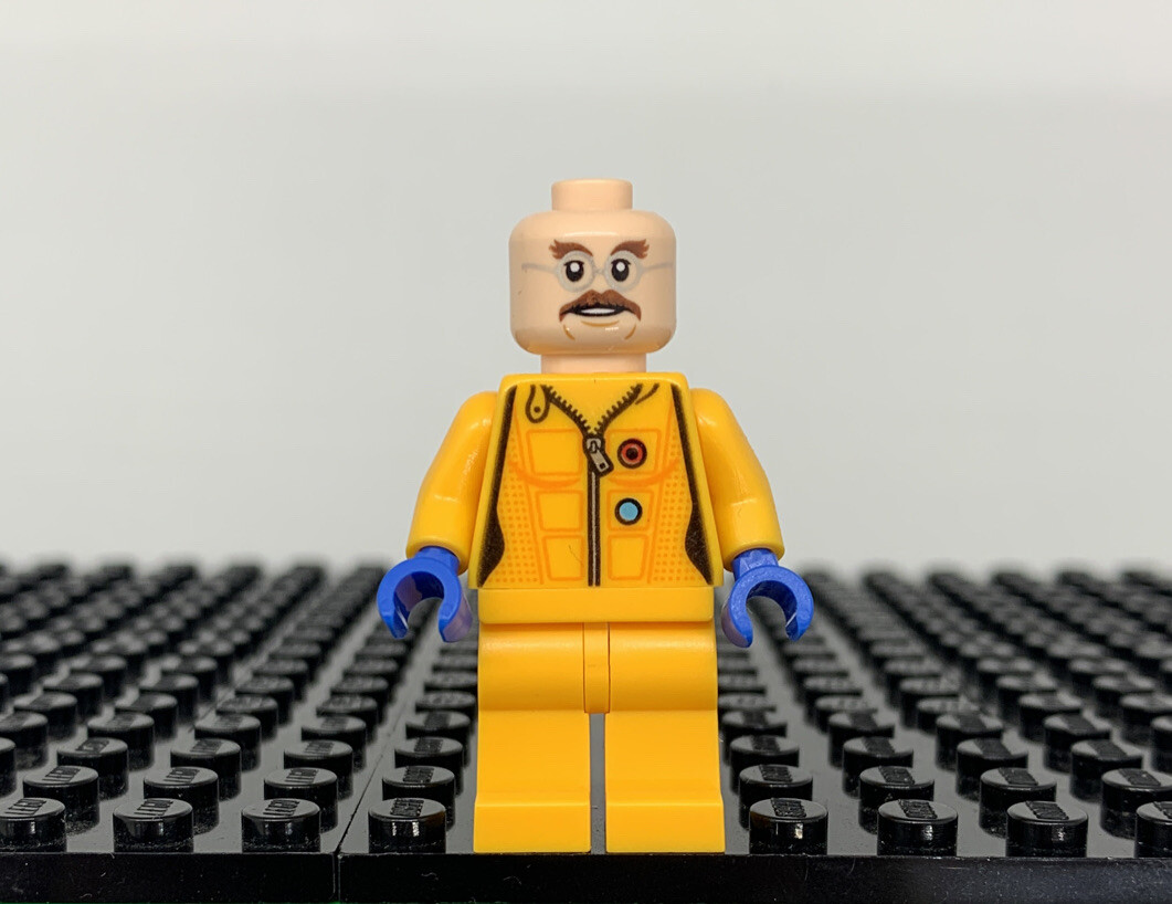 LEGO Walter White Minifigure - Breaking Bad Suit Minifigures (100% ...