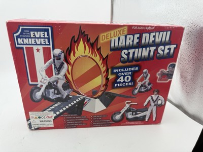 EVEL KNIEVEL DELUXE DARE 🔥DEVIL STUNT SET 2005 RARE OVER 40 PIECES ...