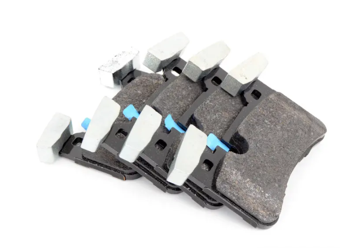 Front and Rear Brake Disc Pads With Wear Sensors For Mercedes W204 C63 ...
