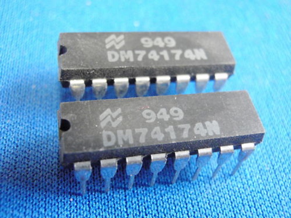 4x IC BAUSTEIN TTL 74174 Oldschool, aber nagelneu 13918-106 ...