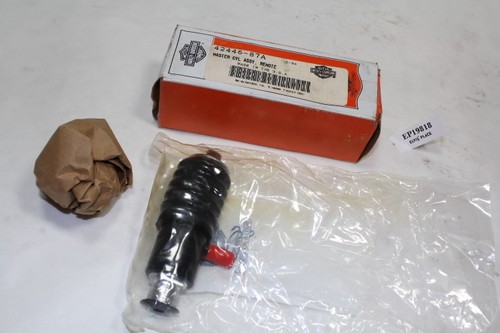 Harley FXR master cylinder 42446-87C NOS FXRT FXRD FXRP FXLR FXRC FXRS ...