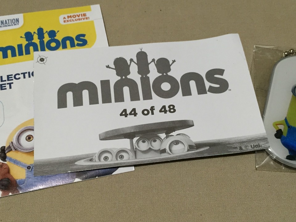 Minions Blind Mystery Pack Collectible Tall Minion Dog Tag Sticker ...