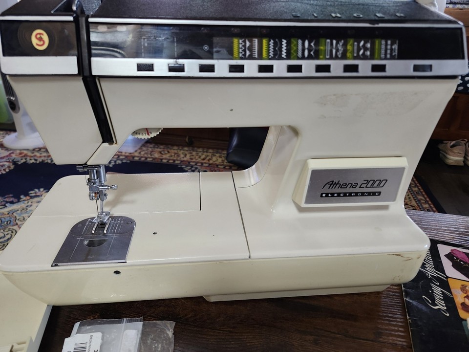 Singer Athena 2000 | eBay