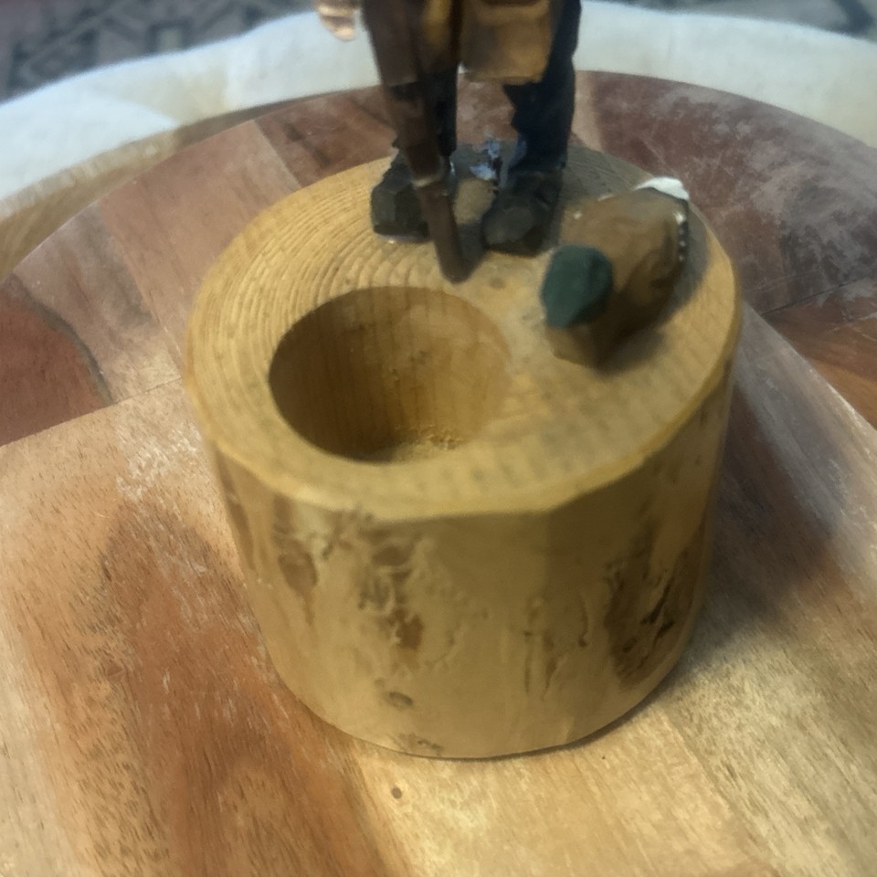 VTG Hand Carved Duck Hunter Duck Call Holder? Signed Montana Pines 1996 ...