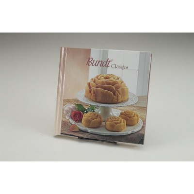 Bundt Classics Cookbook 9780974460505 | eBay