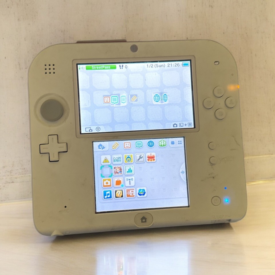 Nintendo 2DS Launch Edition Handheld Gaming System Red/White Comes with ...