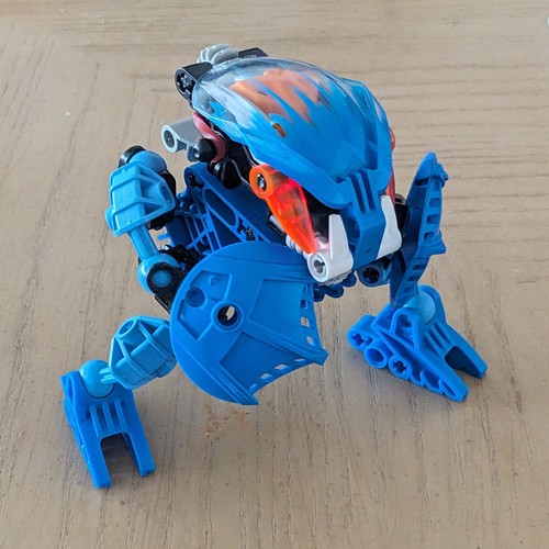 BIONICLE | Original Blue Bohrok w/Mask | Name: "Gahlok" | #8562 | eBay