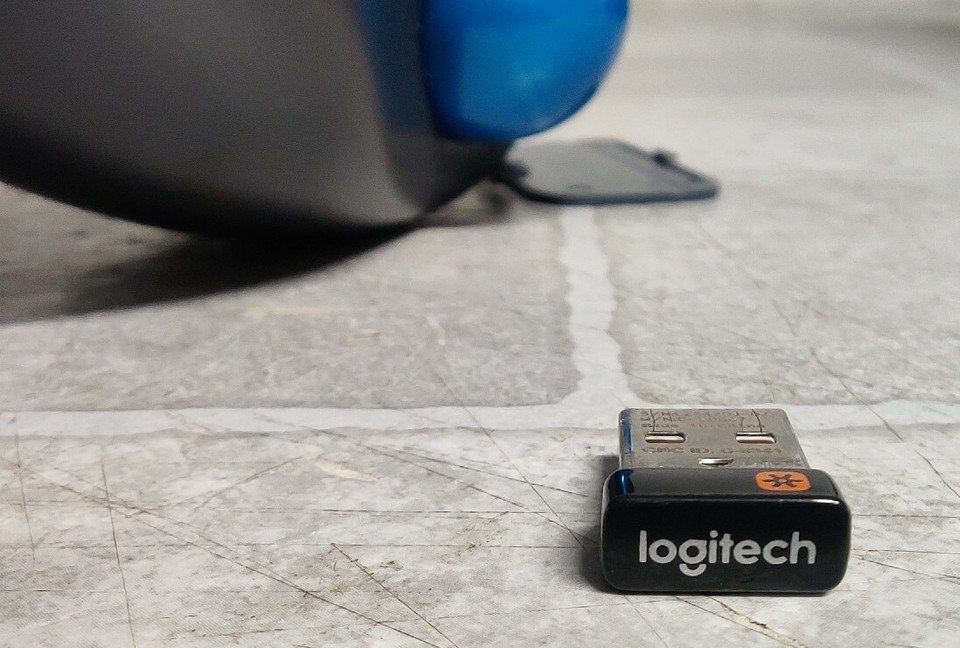 Logitech M570 Wireless Trackball Mouse w/ USB Receiver NO BATTERY | eBay