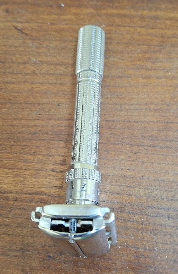 Vtg Gillette adjustable razor W/Case, instructions H2, 1962 | eBay