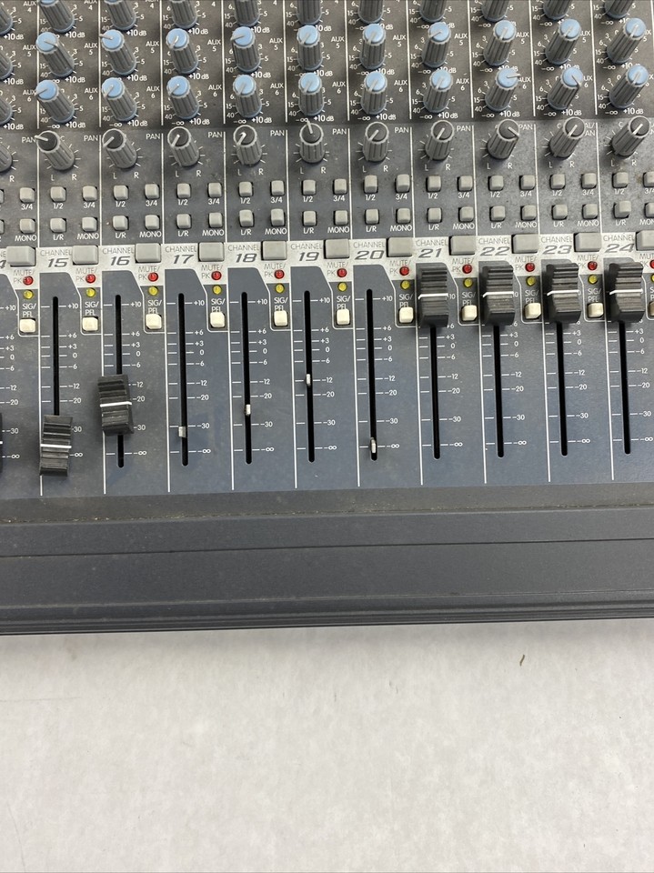 Peavey RQ 4324C Mixer-Pro Mixing Board Console | eBay