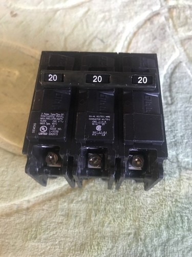 Q320 Siemens Circuit Breaker 3 pole 20 Amp 240V (New) | eBay