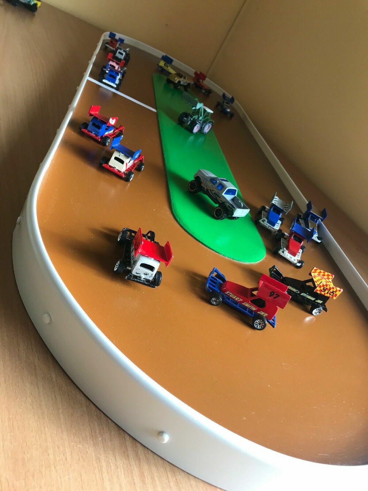 Toy Car Race Tracks - Stock Car Brisca Banger Oval Speedway Nascar F1 ...
