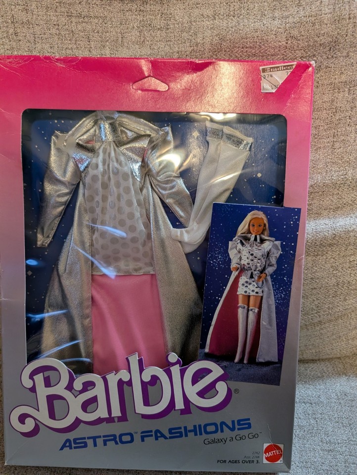 BK~ #H NIB BARBIE DOLL FASHION VINTAGE ASTRO ASTRONAUT GALAXY A GO GO ...