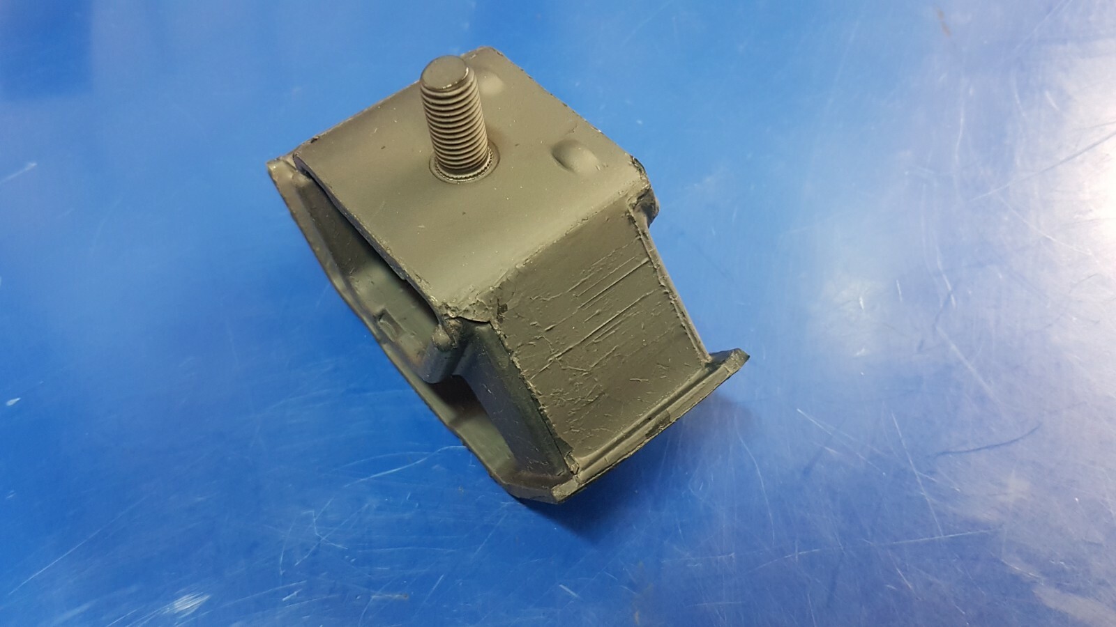 Mercedes W107 - W112, W114 - W140 & W201 Transm Mount- 116 240 04 18 ...