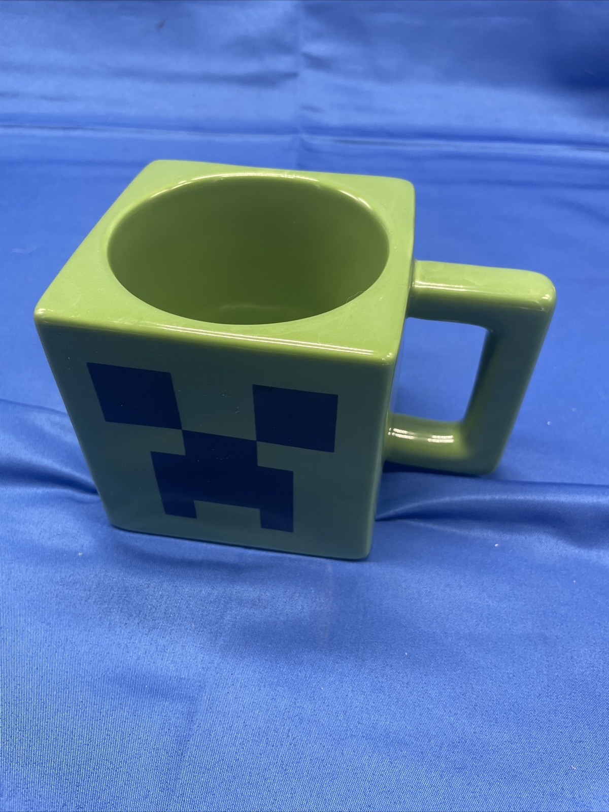 MINECRAFT Creeper Face Coffee Tea Mug Cup Ceramic Black Green 8 ounce ...