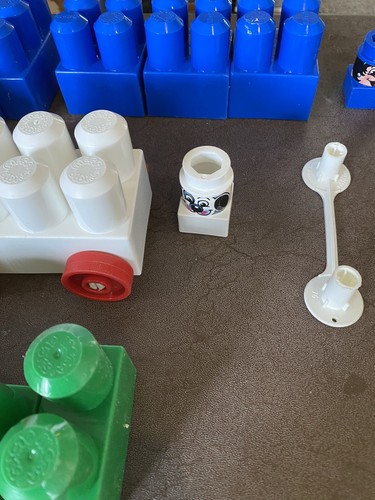 Vintage 1984 MEGA BLOKS RITVIK BLOCKS LOT Mega Blocks 98 PC Lot 3 ...