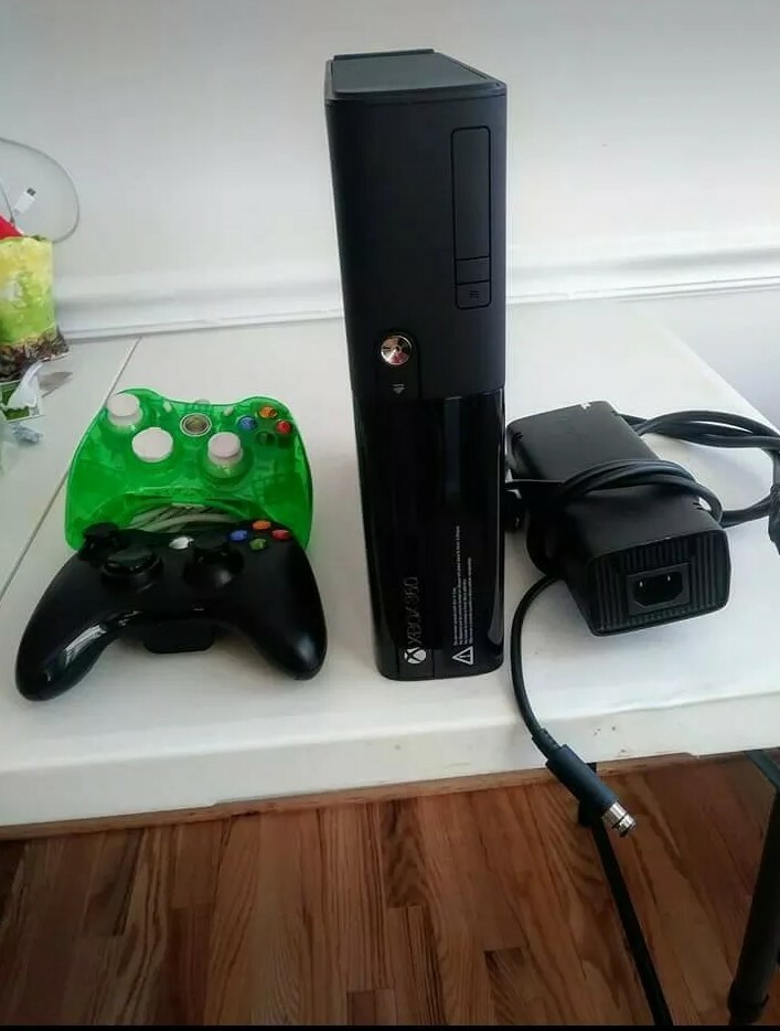 Xbox 360 Ultra Slim
