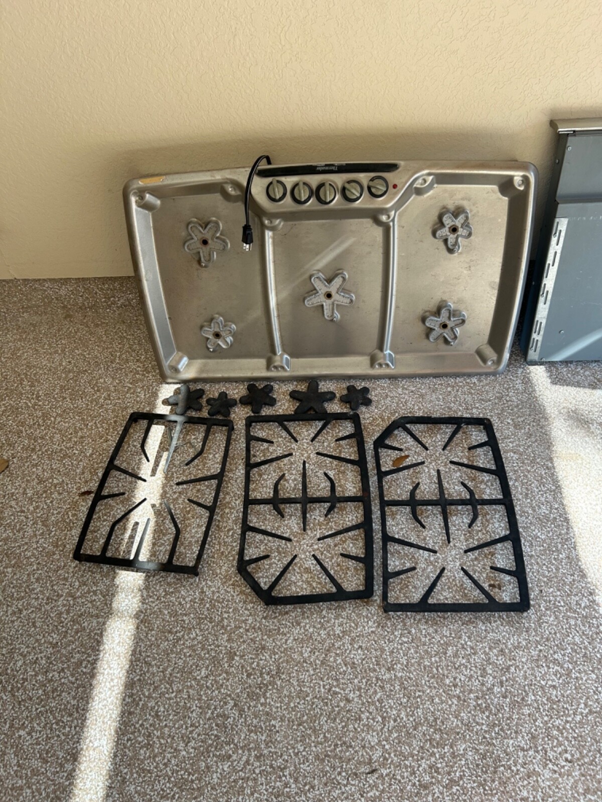 36" 5 Burner Thermador Gas Cooktop with Downdraft | eBay