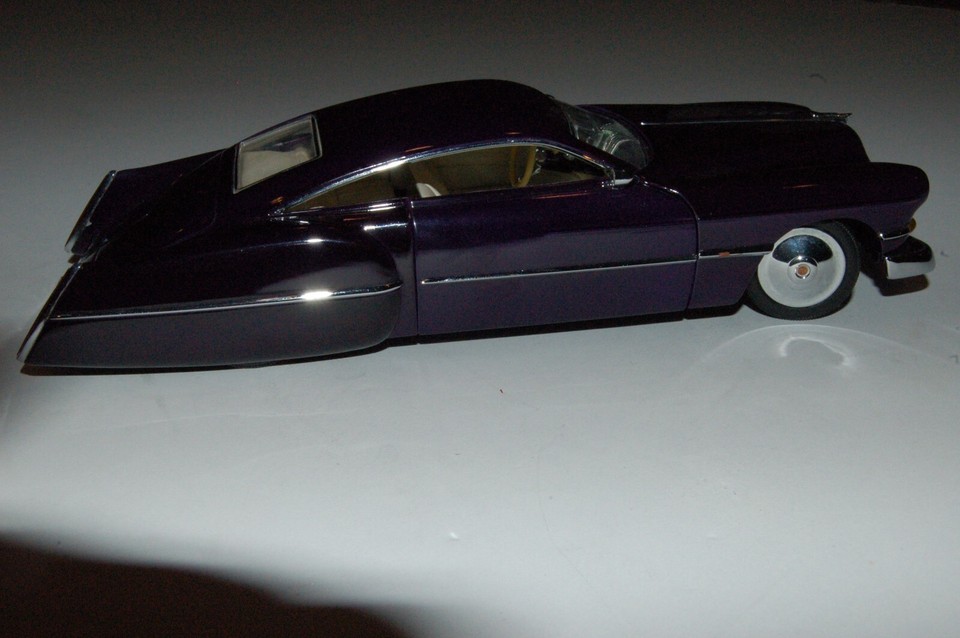 1949 Cadillac "Cadzilla" custom commissioned by ZZ Top band ; 1:24 ...